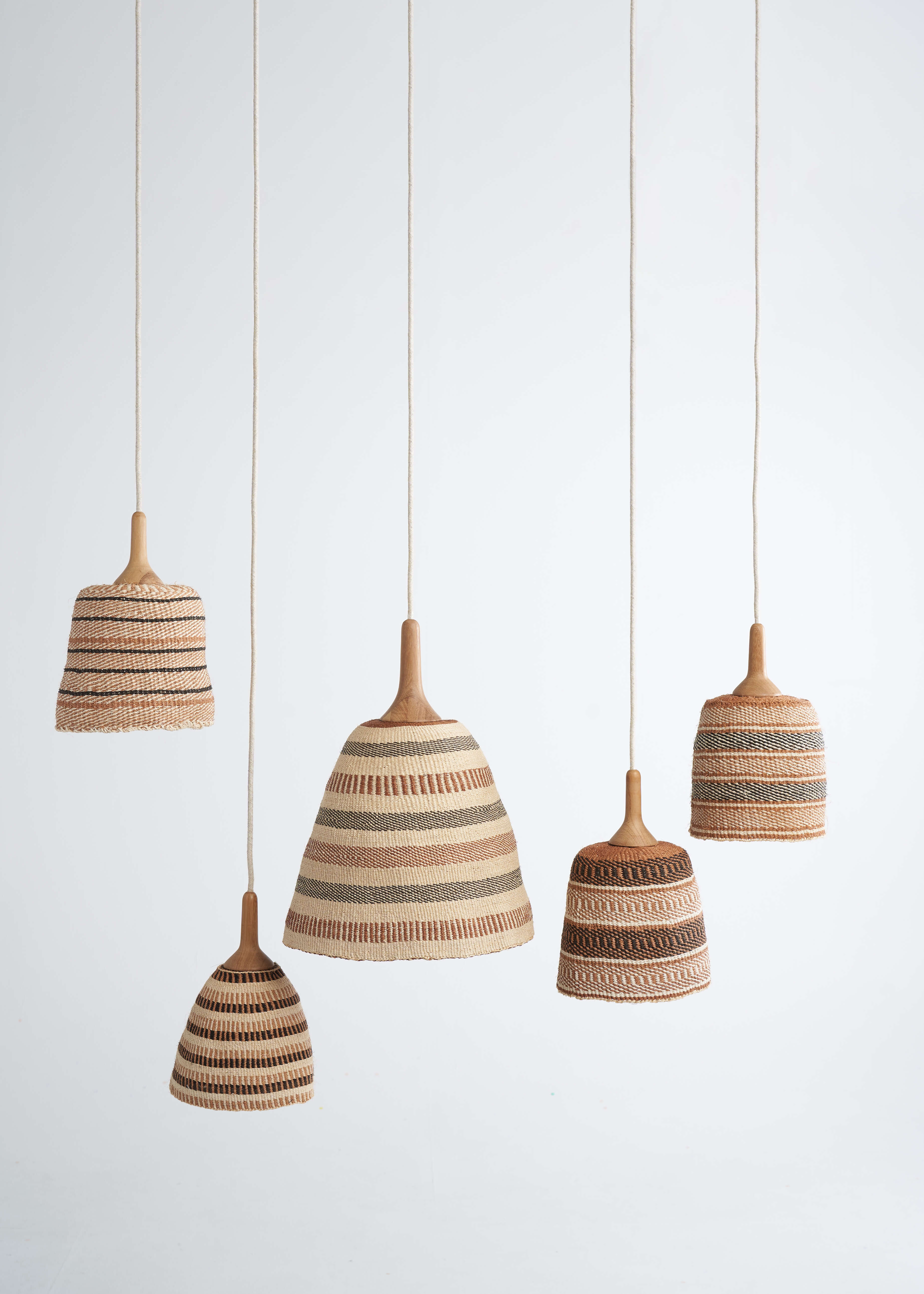 Her Hands Nomadic Bespoke Collection – Three Balls Red