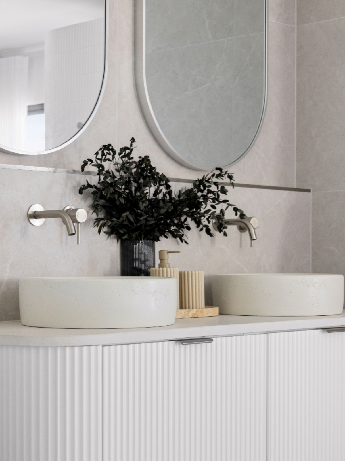 Concrete Round Textured Basin - SSC – Three Balls Red