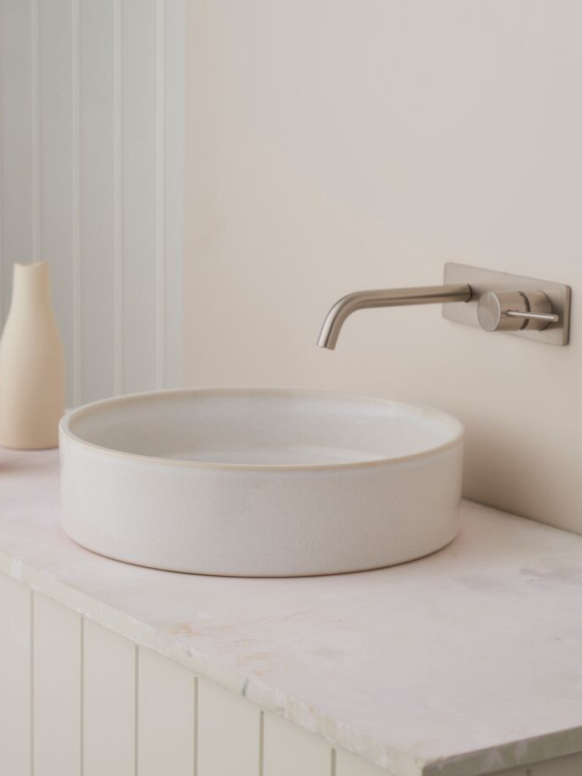 Clay 400 Ceramic Above Counter Basin – Three Balls Red